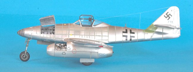 1/32 Trumpeter Messerschmitt Me 262 A-1a by Ted Taylor