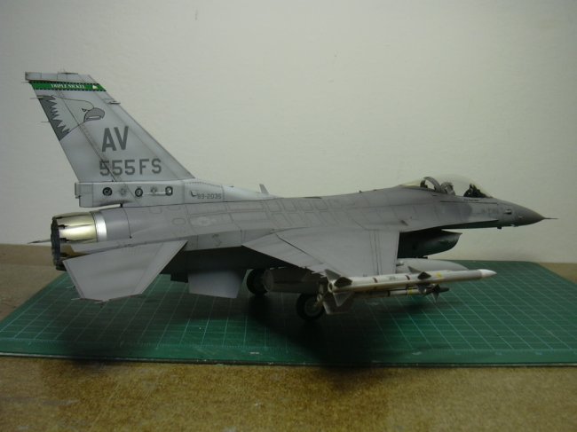 1/32 Tamiya F-16 by Manuel Negri