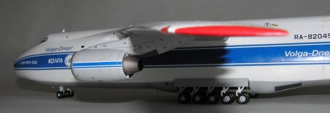1/144 Revell Antonov An-124 Ruslan by Vladimír Žucha