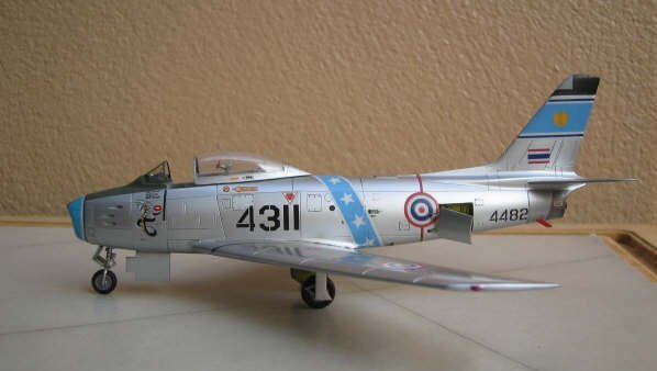 1/72 Fujimi F-86F by Somchai Blackeyes
